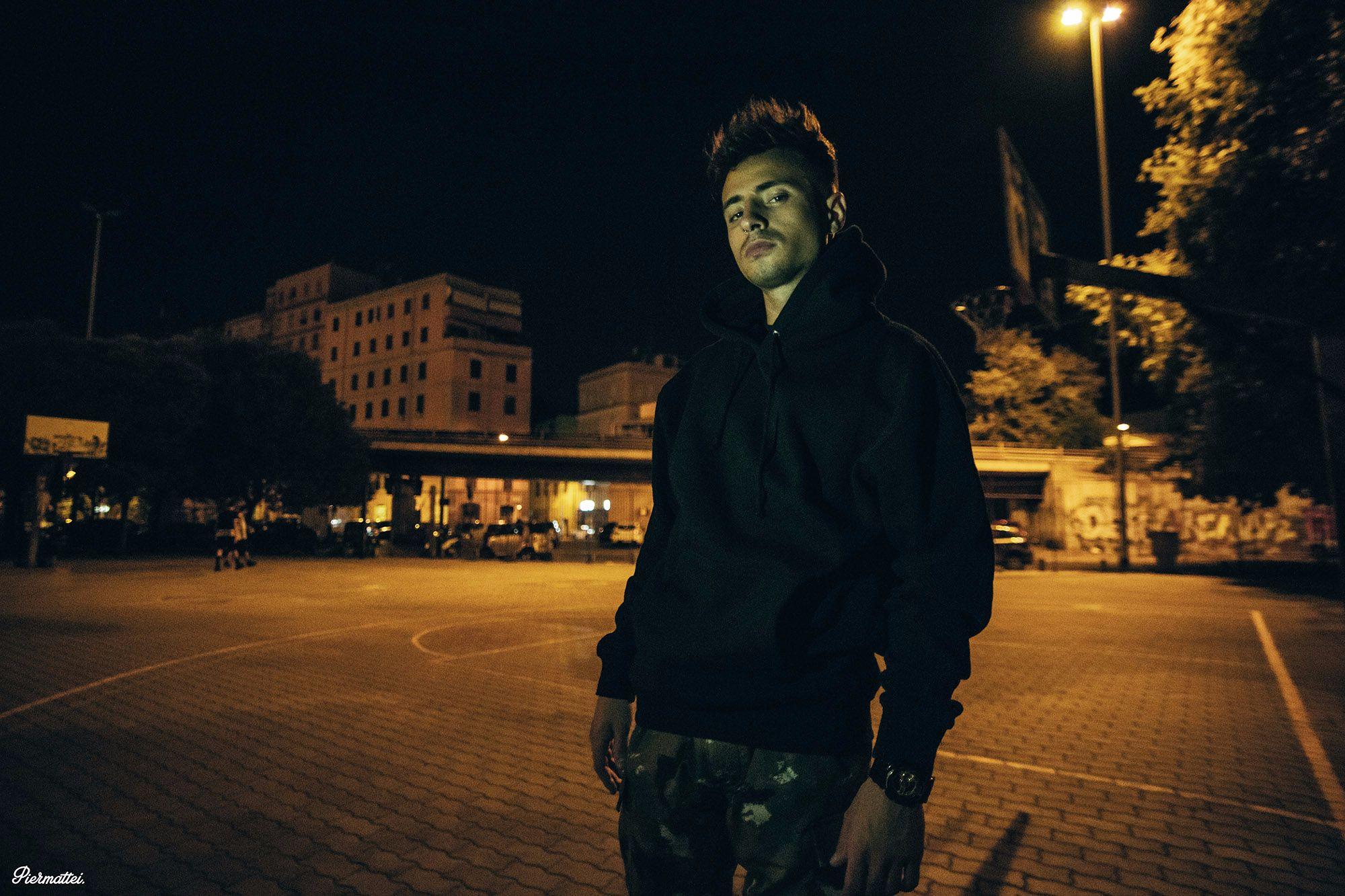 Mostro: "Non sono un rapper, sono un problema...per chiunque voglia ...