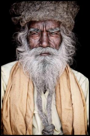 Alla scoperta dei "sadhu": i santoni indiani nei ritratti del fotografo ...