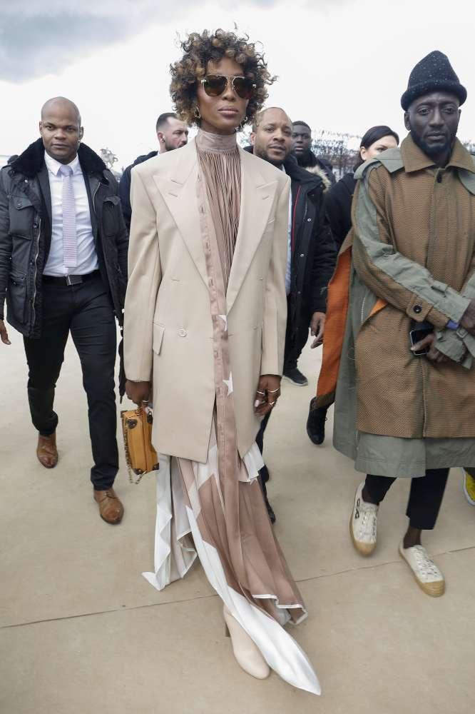 Naomi Campbell, coi ricci è... irriconoscibile - Foto Tgcom24